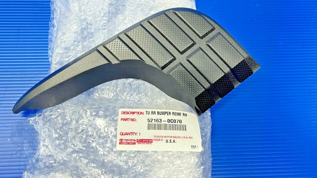 Toyota OEM 2014 Tundra Rear Bumper-step Pad Right 521630C070 for sale ...