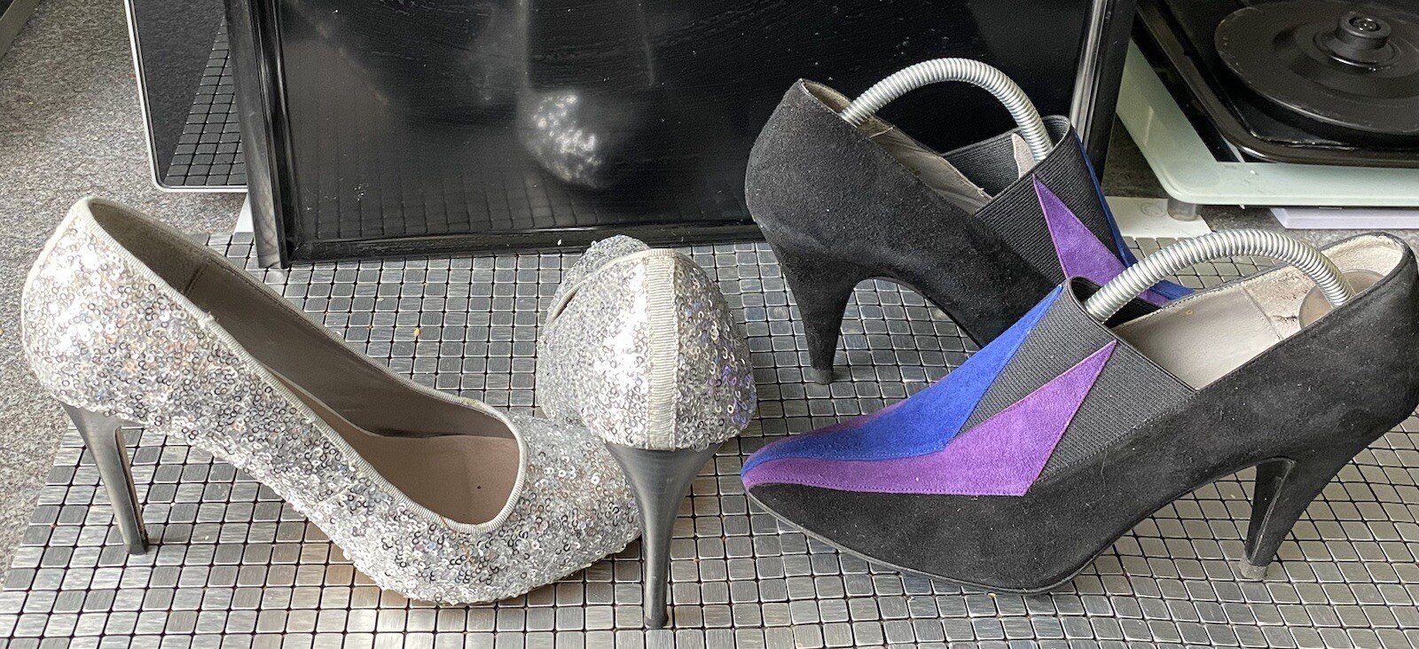 diverse high heels gebraucht , aber sehr gut erhalten, fast neuwertig ...