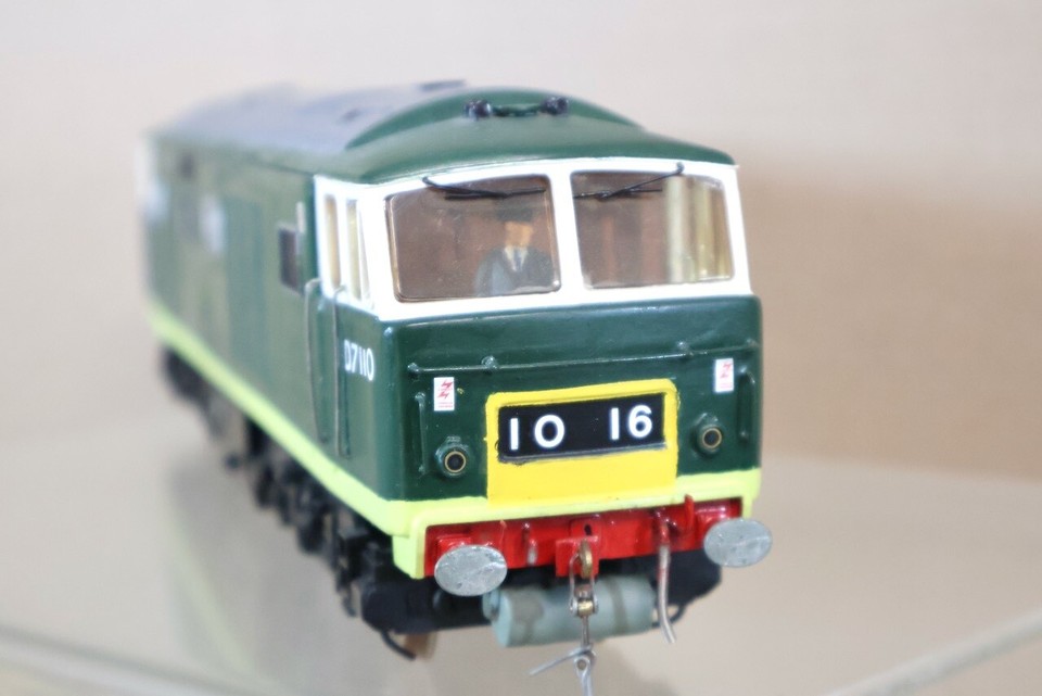 TRIANG BIG TRAIN REPAIR O GAUGE BR HYMEK CLASS 35 DIESEL LOCO D7110 oi ...