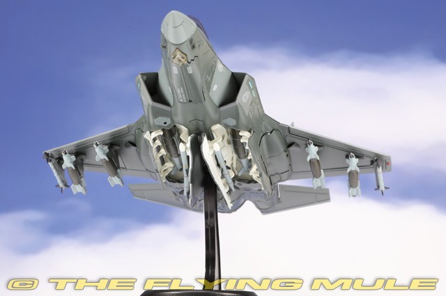 Hobby Master 1:72 F-35A Lightning II USAF 187th FW, 100th FS AL ANG #20 ...