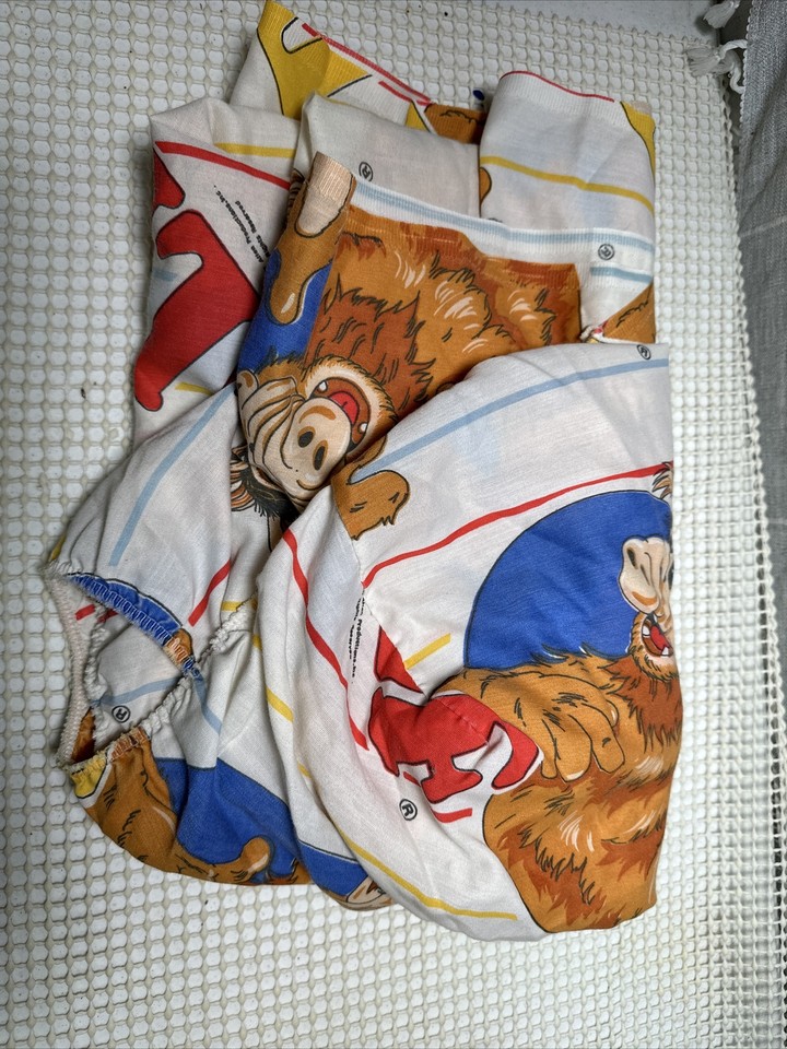 1987 Alien Productions Alf Fitted Bed Sheet For Twin Size Bed. Fitted ...