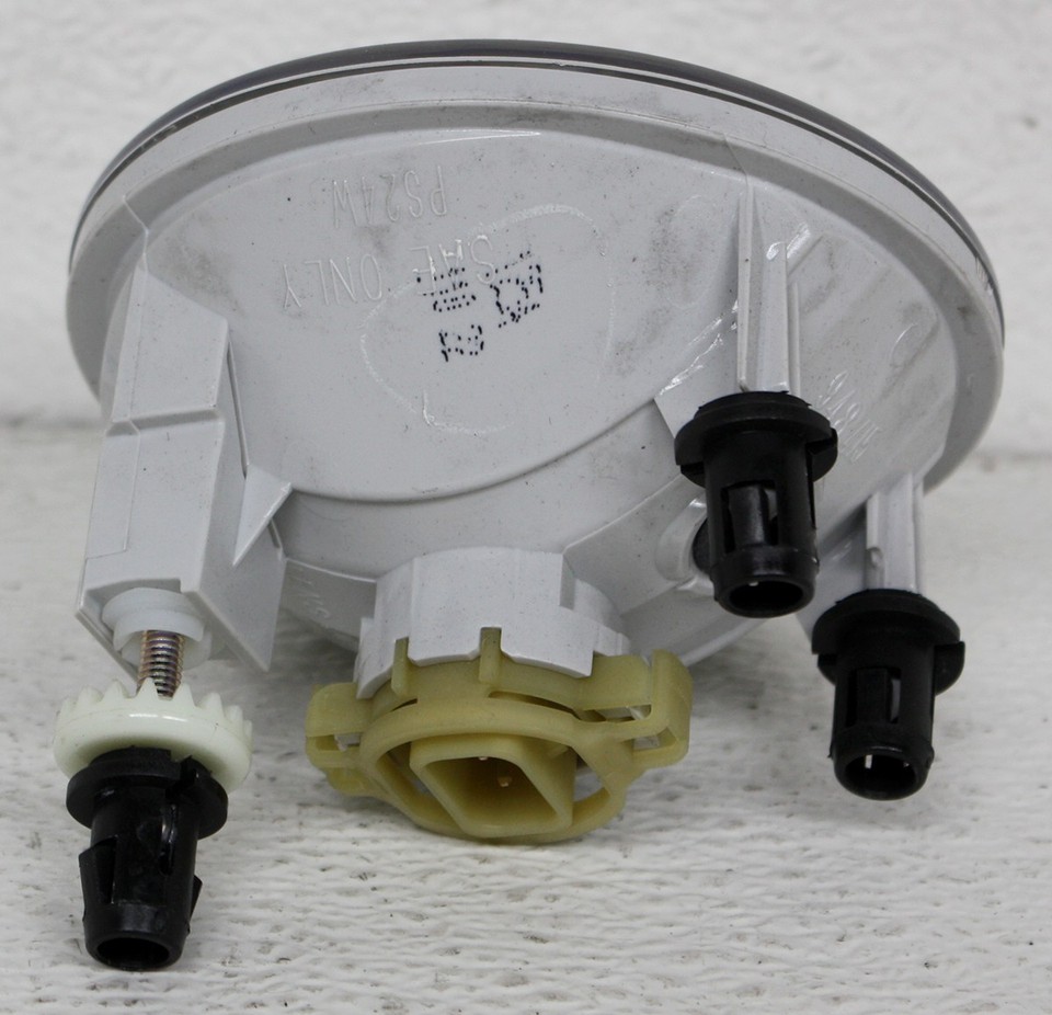 OEM Fog Lamp For Chevrolet, GMC, Pontiac Other GM Vehicles 15839896 | eBay