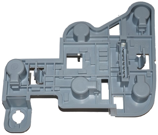 Mercedes-Benz Right Lamp Carrier (A-204-820-16-00) for C-Class for sale ...