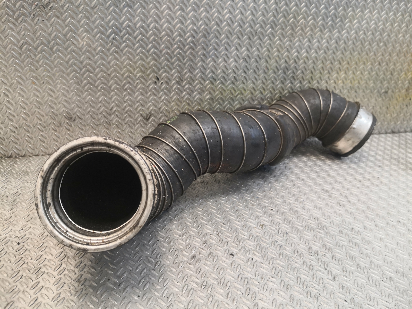 MERCEDES-BENZ C Coupe CL203 200 1.8 Kompressor Intercooler Hose Pipe ...