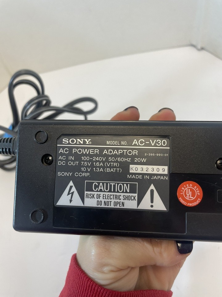 Genuine Original SONY OEM AC-V30 AC Power Adapter Battery Charger VTR ...