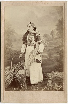 Sehr hübsche Griechin (?), Orig.-Photo um 1880 | eBay