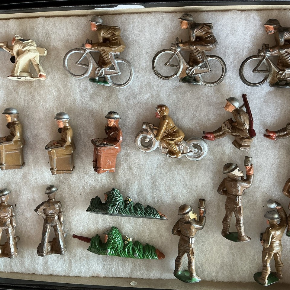 Maniol Toy Soldiers Lot Of 18 Figures | eBay