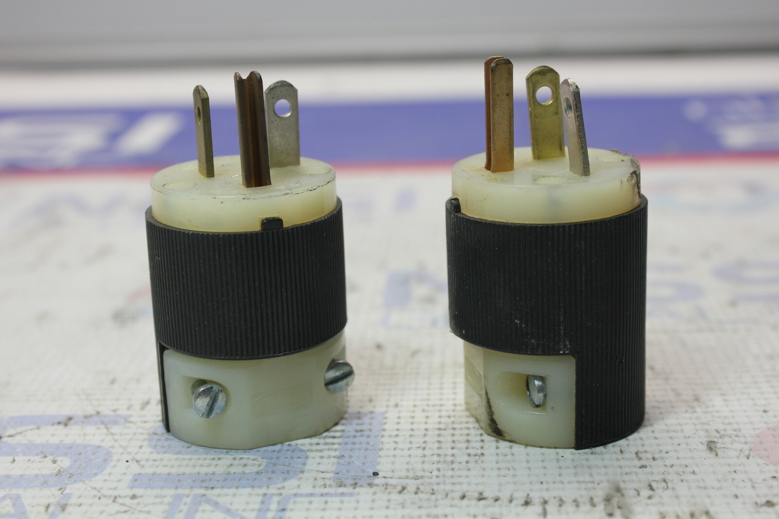 2PCS Hubbell HBL5366C Insulgrip Male Plug 2P/3W 20 Amp 125 V | eBay