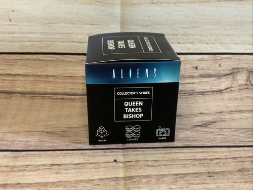 Aliens Queen Takes Bishop ~ 2017 Loot Crate Exclusive ~ Collector's ...