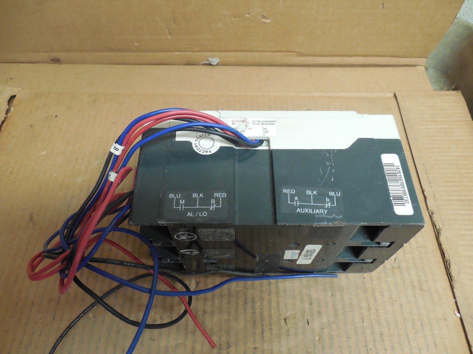 EATON SHUNT TRIP CIRCUIT BREAKER JGE3250NN 250A 250 A AMP 600Vac 3 POLE ...