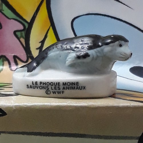 Fève en porcelaine Le Phoque Moine WWF Porcelain bean D35K | eBay