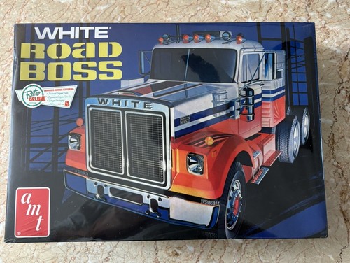 Vtg AMT 1/25 scale White Road Boss Truck #648/06 USA Model Kit Factory ...