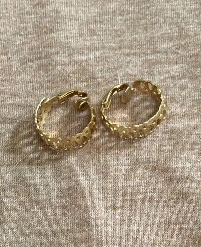 Gold Tone Filigree Hoop Earrings Clip On C79-31 | eBay