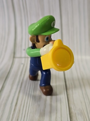 McDonald's Nintendo The Super Mario Bros. Movie Flashlight Luigi Happy ...
