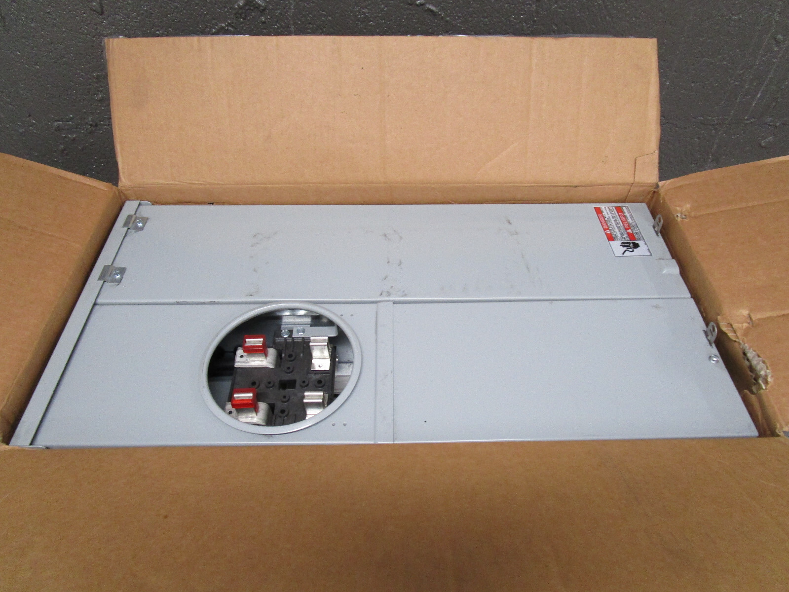 Eaton MBEB200BTS Outdoor Meter Main Breaker With Socket BR 200A | eBay