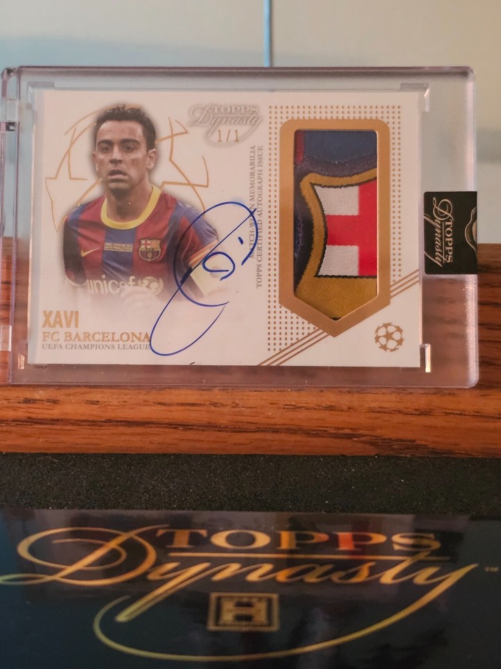 Topps Dynasty UCL - Xavi Barcelona Gold Patch Autograph 1/1 | eBay
