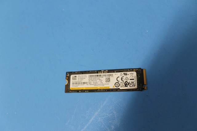 Samsung PM9A1 PCIe Gen4.0x4 NVMe M.2 512GB SSD MZ-VL25120 Solid State ...