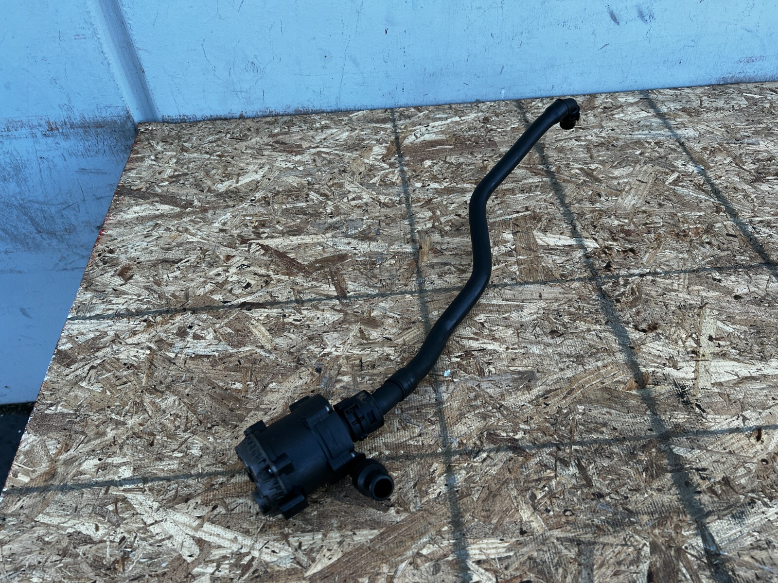 FRONT WATER COOLANT PUMP 8482744 BMW 530I 540I G30 (2017-2020) OEM | eBay