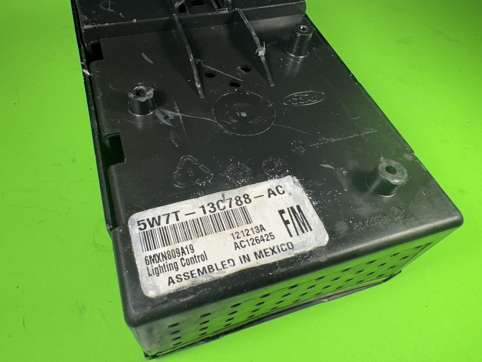 05 MERCURY GRAND MARQUIS/CROWN VIC LIGHTING CONTROL MODULE 5W7T-13C788 ...