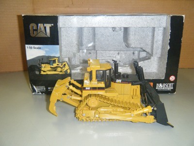 Cat D10T Dozer with Ripper/Metal Tracks - Norscot - With Box | eBay