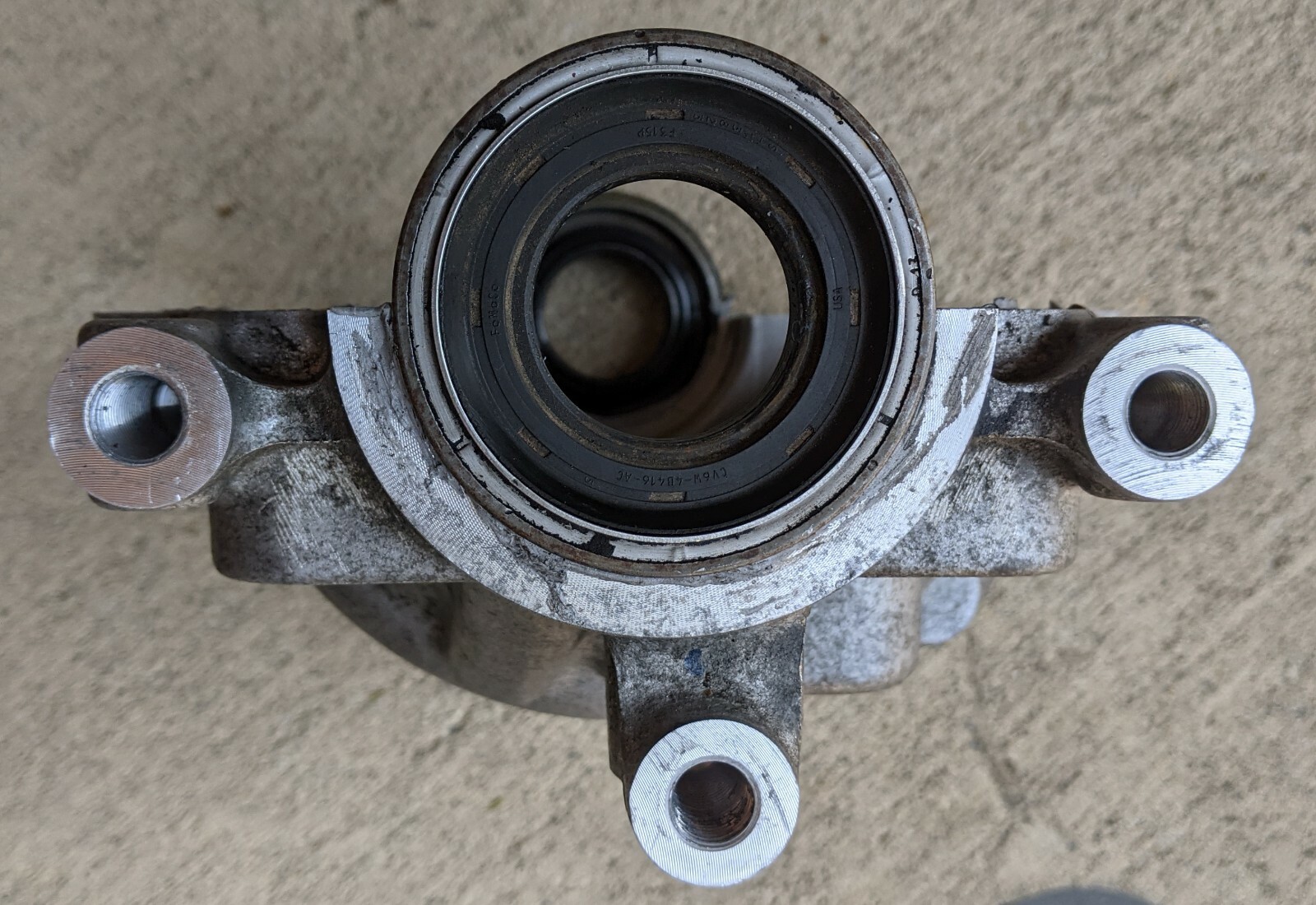 2011-2014 Ford Edge Rear Axle Differential Carrier Cover OEM | eBay