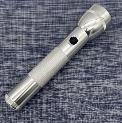 Mag-Lite 2-D Cell LED Flashlight Gray 10" Ontario, California Made in ...