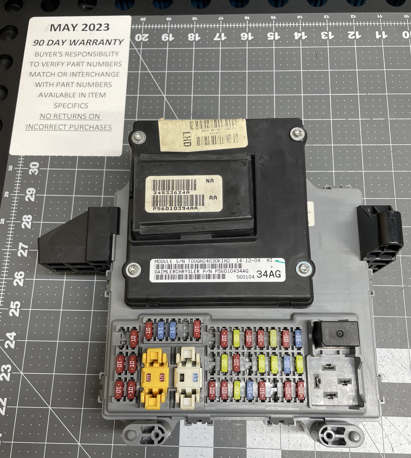 2004 Jeep Liberty Body Control Module BCM With Fuse Box | 56010434AG ...