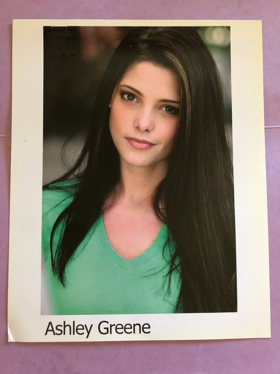 Ashley Greene Headshot