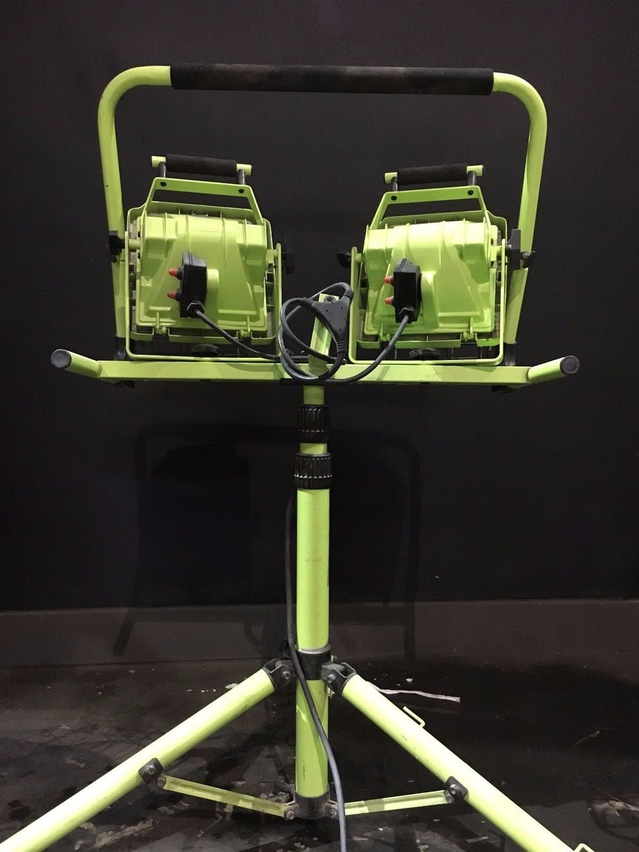 Commercial Electric Lights With Tripod