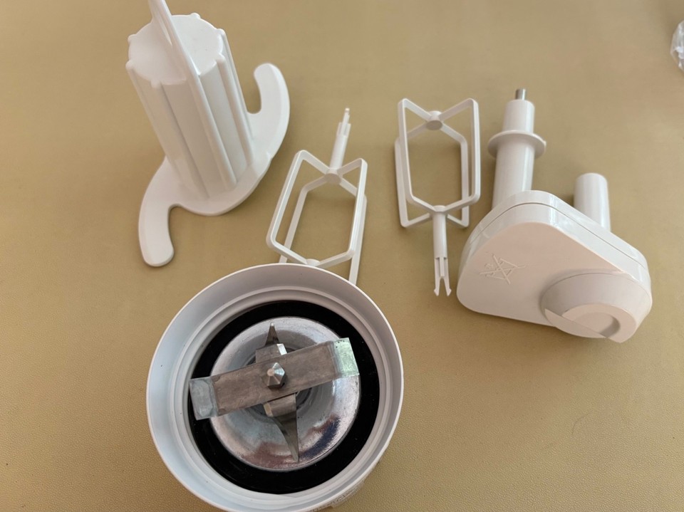 Kenwood Gourmet Food Processor FP505 Parts / Accessories (Mostly Unused ...