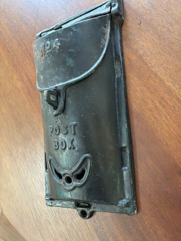Griswold no4 Cast Iron Post Box Mailbox | eBay