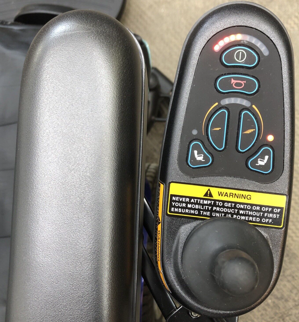 Merits Vision Ultra P325 Wheelchair POWER TILT LEGS Demo Model 20" W WE ...