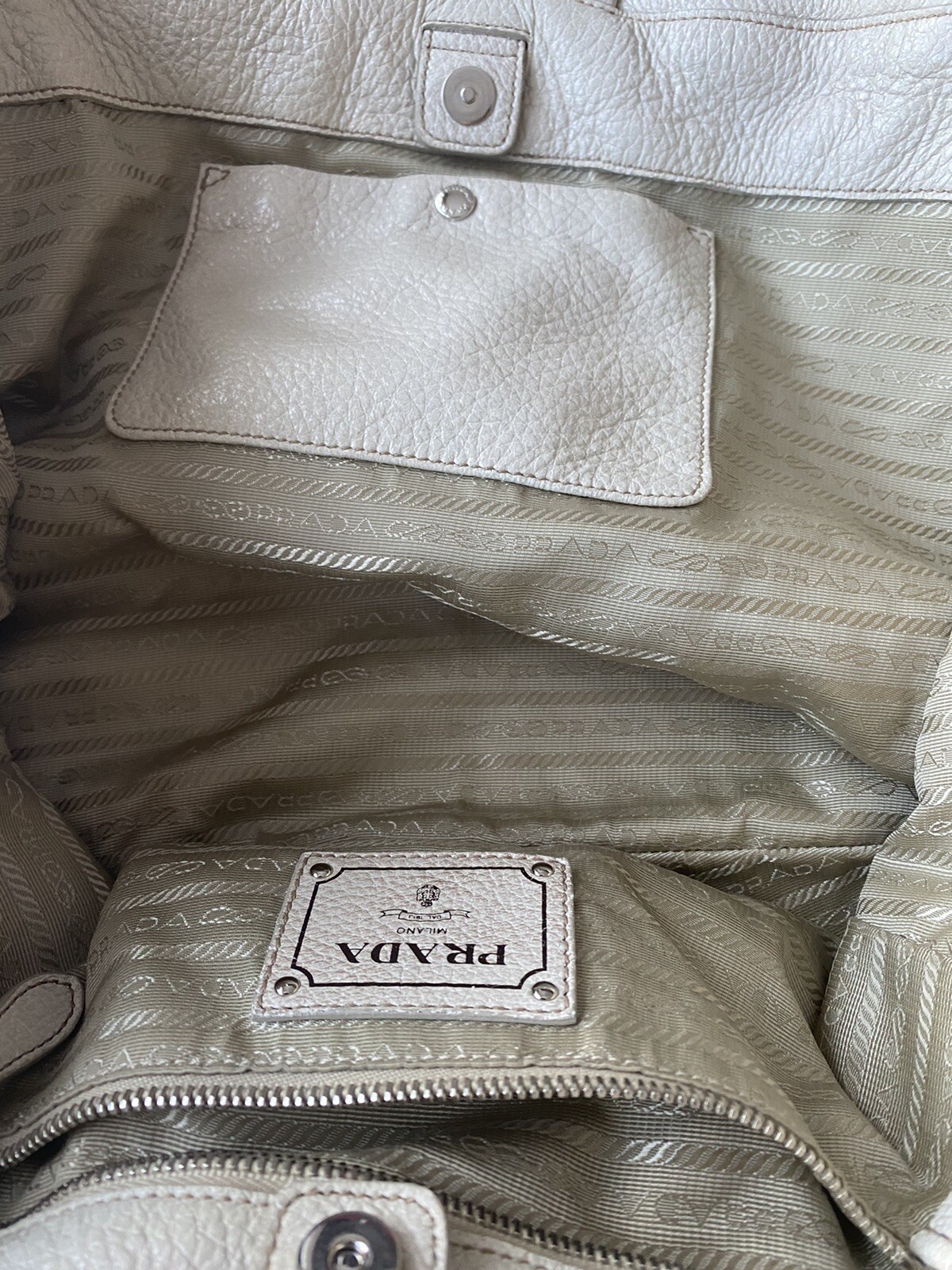 100 % authentic Prada Ombré Shoulder Bag - Gem