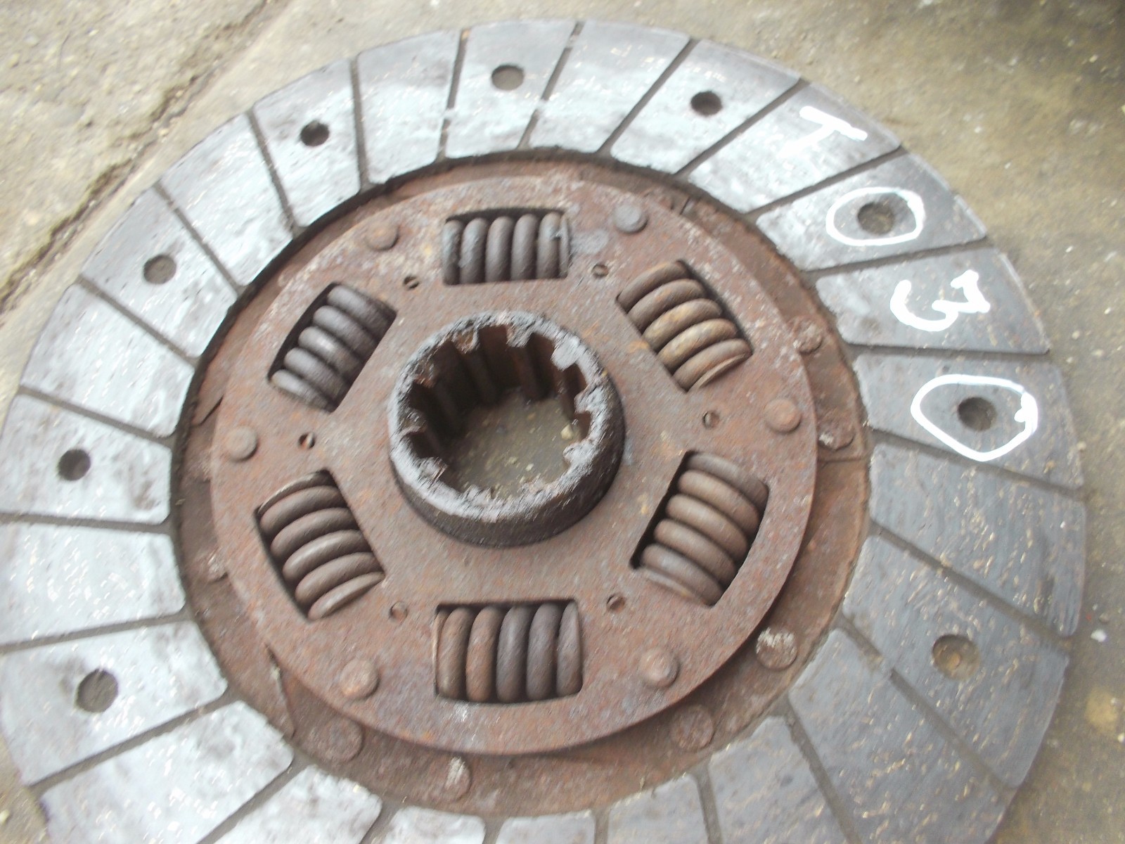 Ferguson TO30 TO 30 tractor orignl engine motor flywheel clutch ...