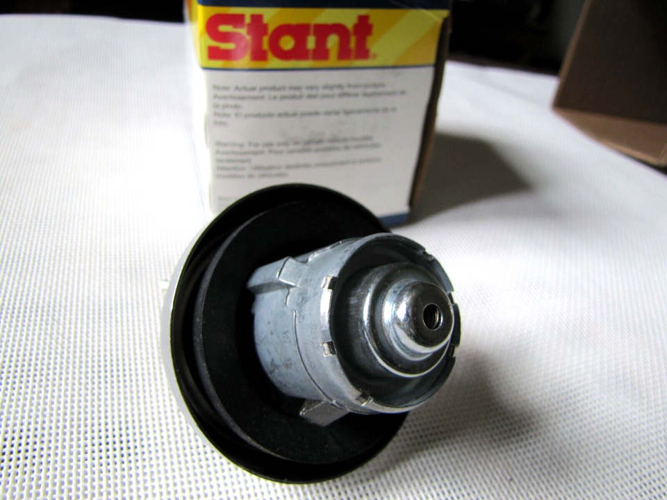 STANT 10571 LOCKING METAL GAS CAP 1965-1972 CHEVY-PONTIAC-OLDS-FORD ...