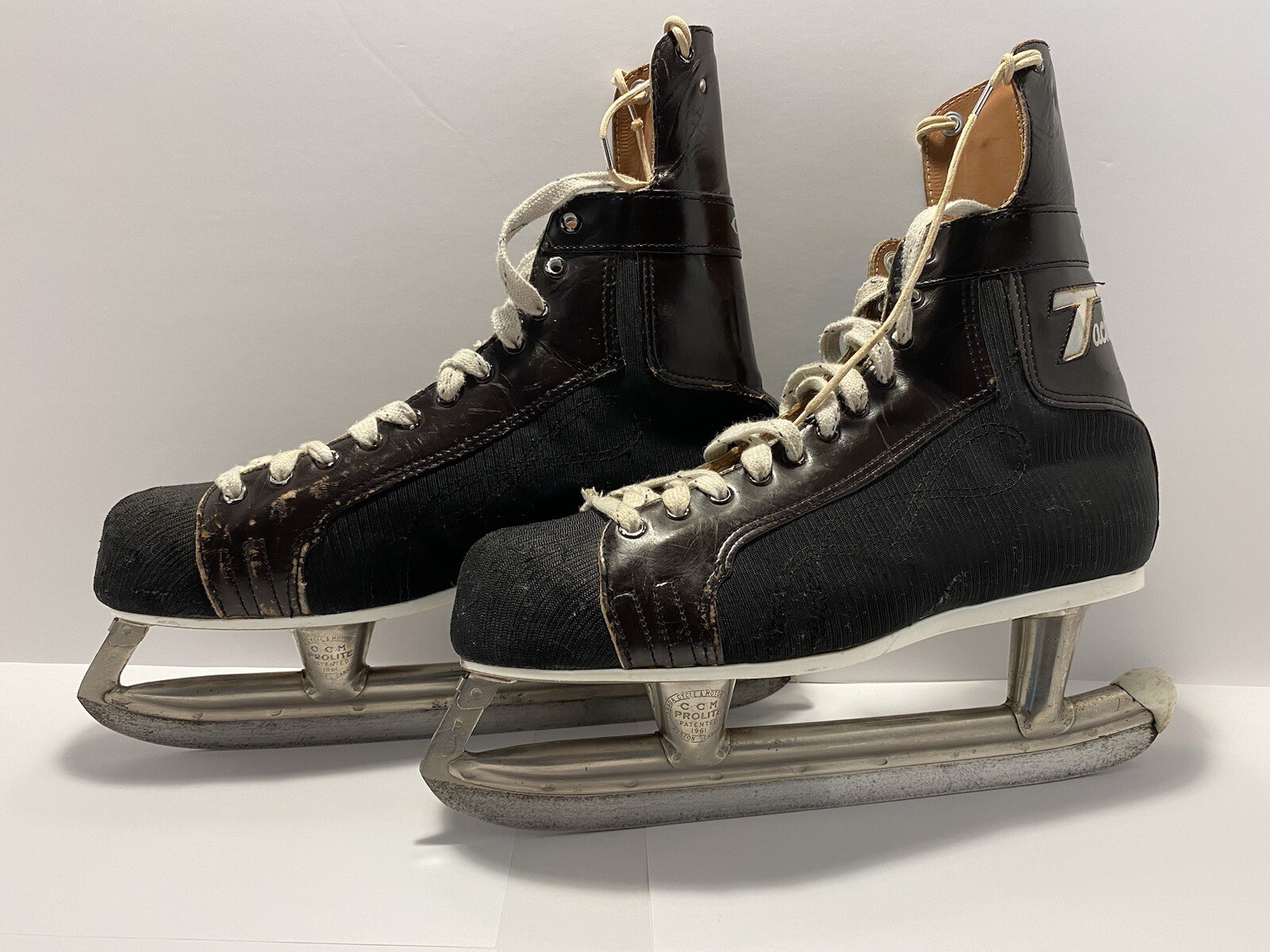 Vintage CCM Tacks Prolite 1961. Rare Men's Collectible Ice Hockey ...
