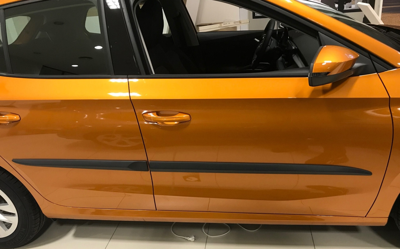 SKODA FABIA 4 IV PJ3 - Premium SCHUTZLEISTEN SEITENSCHUTZLEISTEN ZIERLEISTEN | eBay.de