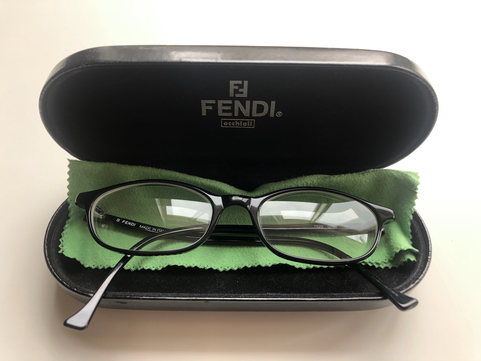 Fendi F529 Henna Reading Glasses Black Onyx w/ Case & Cloth Oval Horn ...