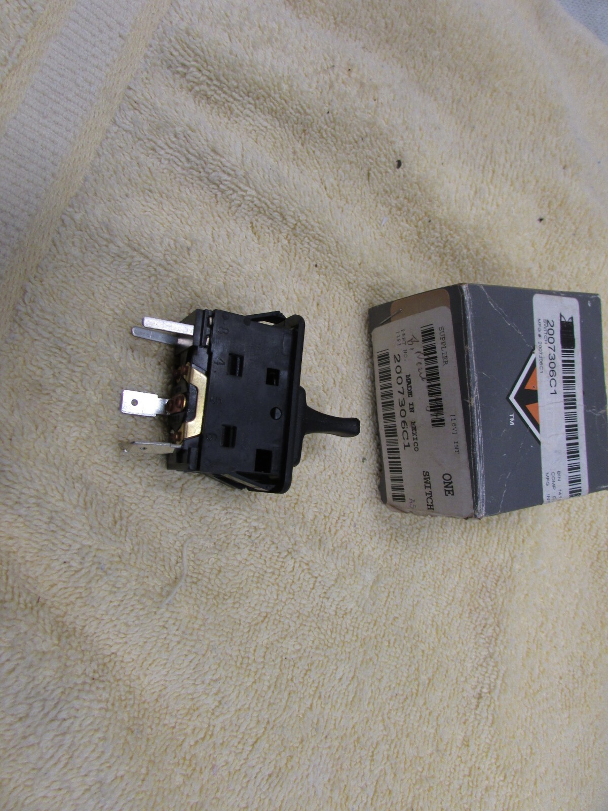 2007306C1 International Navistar Jake Brake Select Switch 9000 Series ...