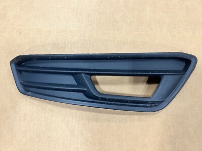 OEM 2015-2018 Ford Focus ST Right Side Fog Lamp Trim Assembly F1EZ ...