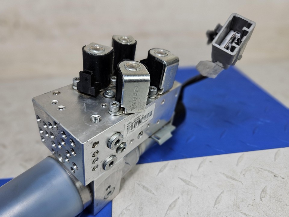 2014-2019 Corvette OEM Convertible Soft Top Hydraulic Lift Pump Motor ...