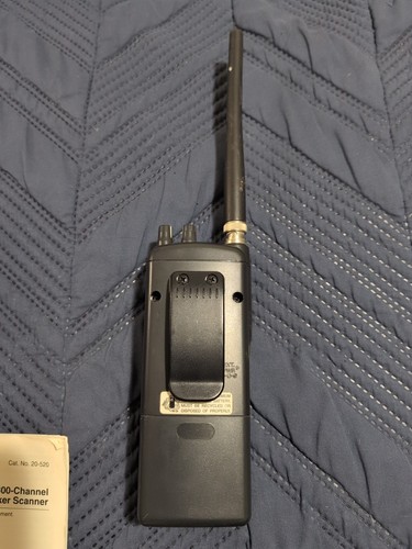 RadioShack Portable Scanner Pro 90 TRUNKTRACKER 300 Channel 20-520 ...