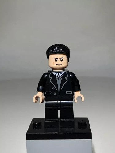 NEW LEGO Bruce Wayne Minifigure 76252 Batman Returns | eBay