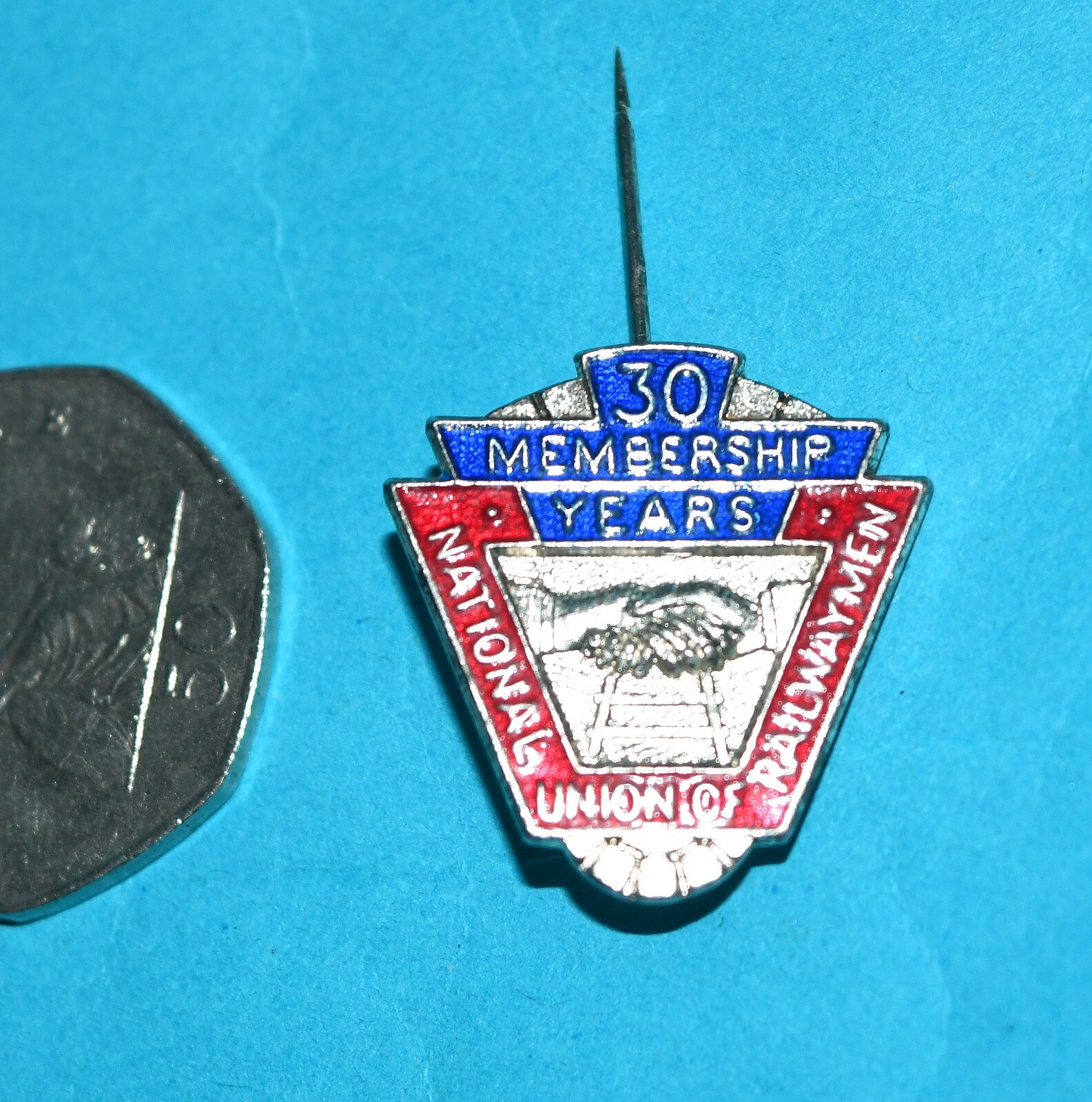 VINTAGE NATIONAL UNION OF RAILWAYMEN 30 YEARS MEMBERSHIP SILVER ENAMEL ...