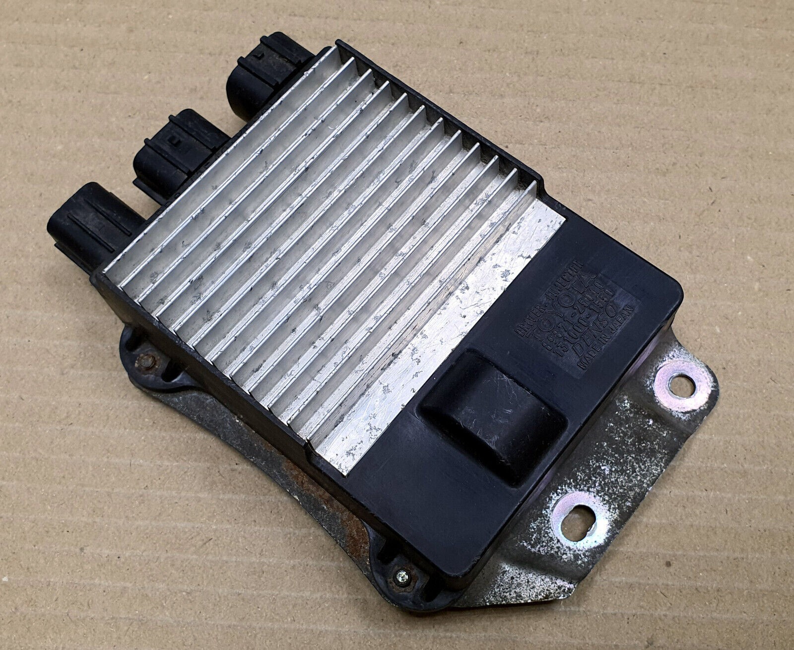 Toyota Hiace, Hilux Driver injector computer module control 89871-25010 ...
