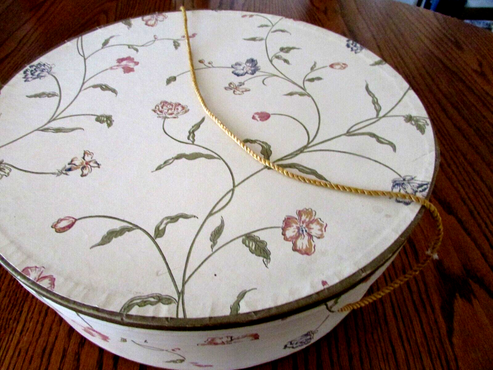 3 Large Vintage Victorian Hat Boxes Round Stackable Gold Cords w/Bow ...