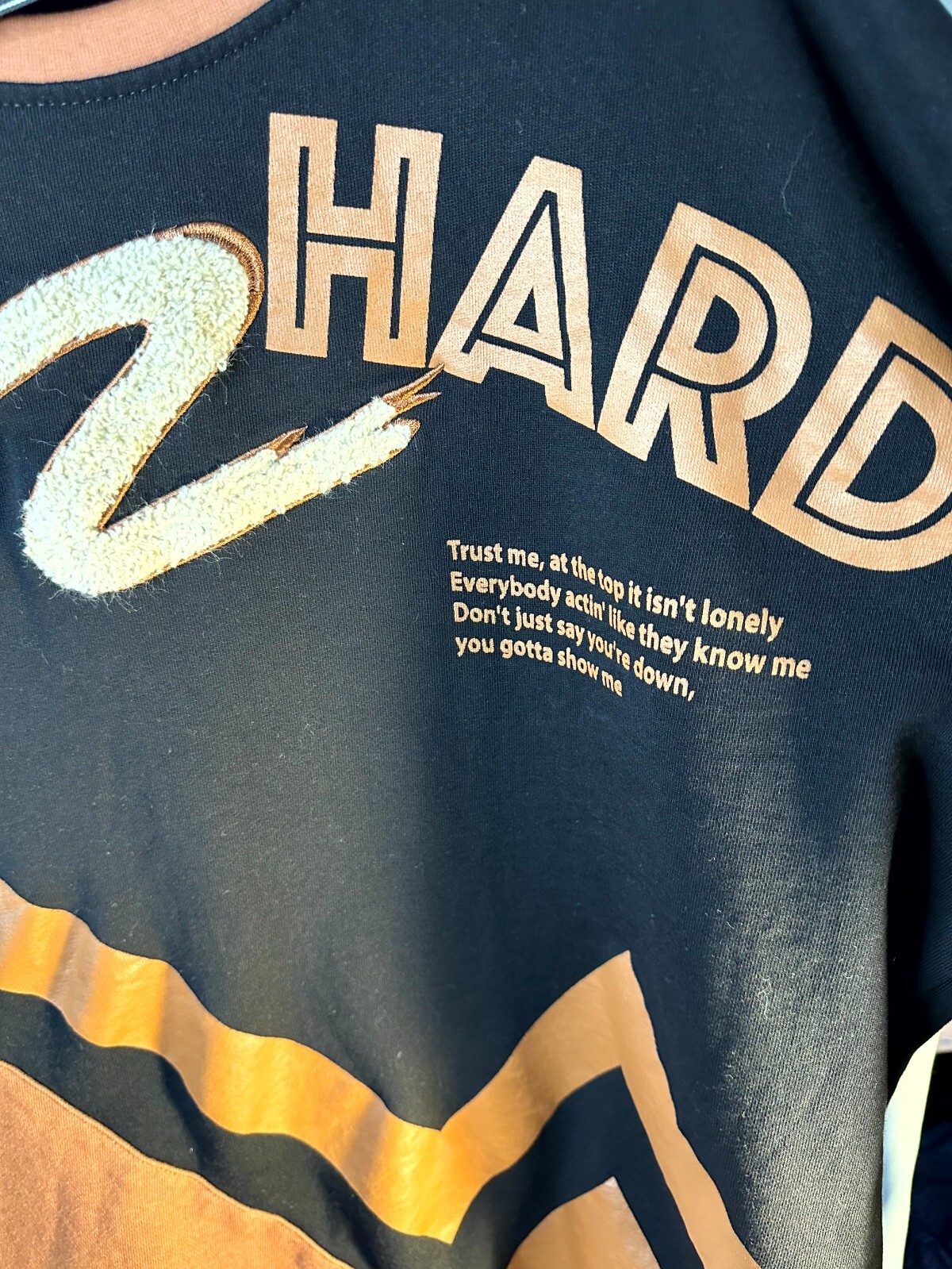 Switch Remarkable Men Limited Edition Graphic Sweatsh… - Gem