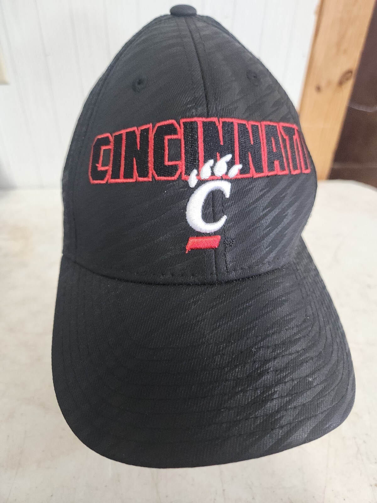 University of Cincinnati Bearcat Baseball Cap Adidas S/M | eBay