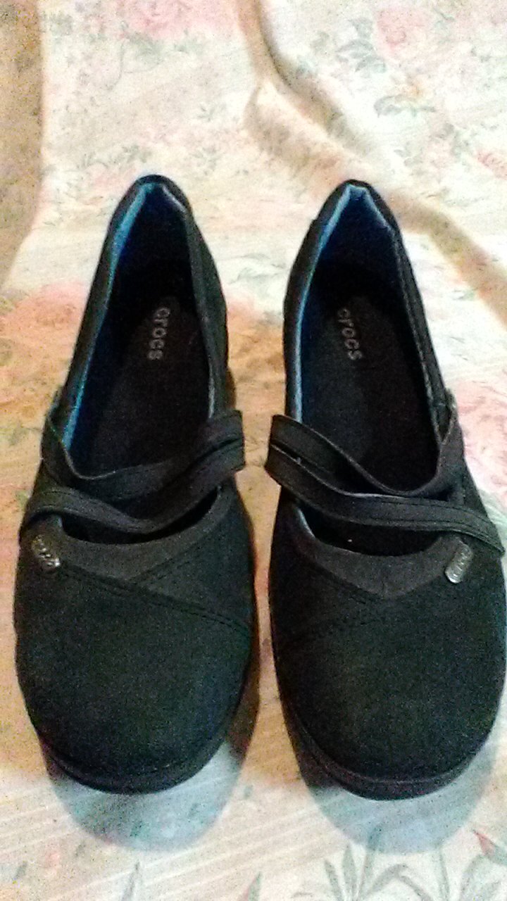 Crocs Women's Black Wedge Pump With Straps 12468 in a… - Gem