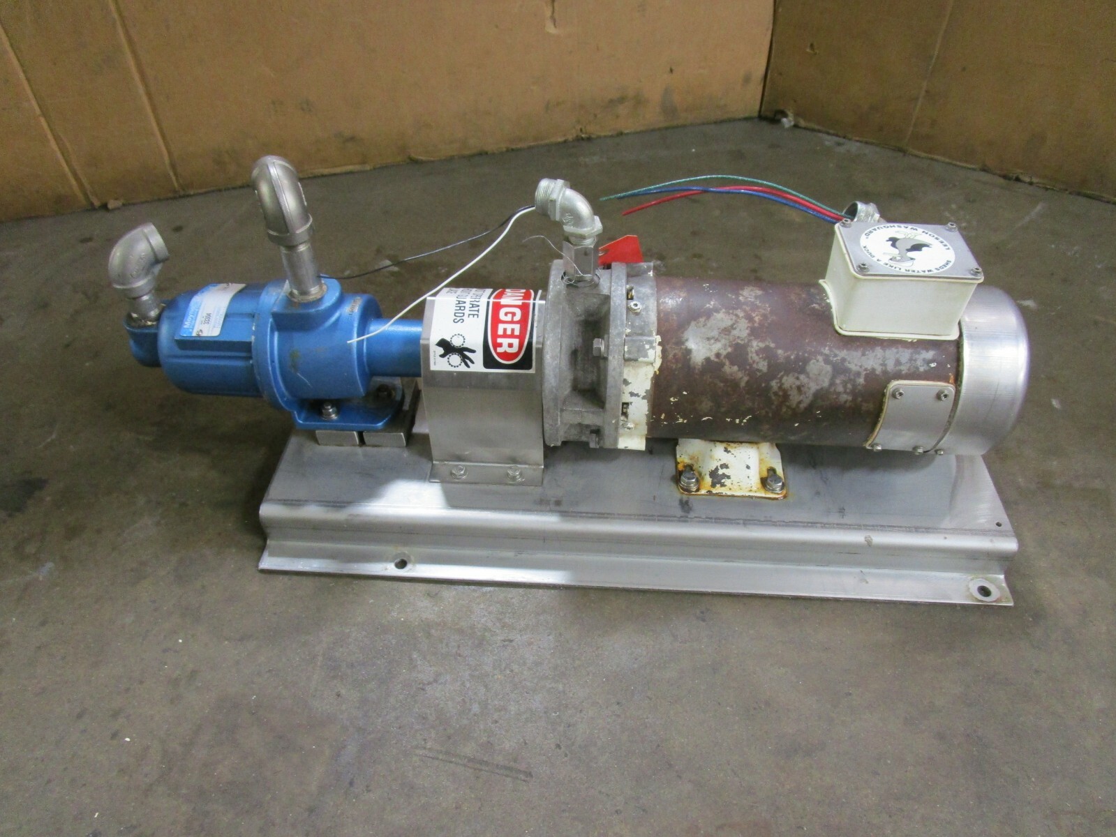 MOYNO 33304 500 SERIES 3/4"X3/4" S/S PROGRESSING CAVITY PUMP 1HP 90VDC ...